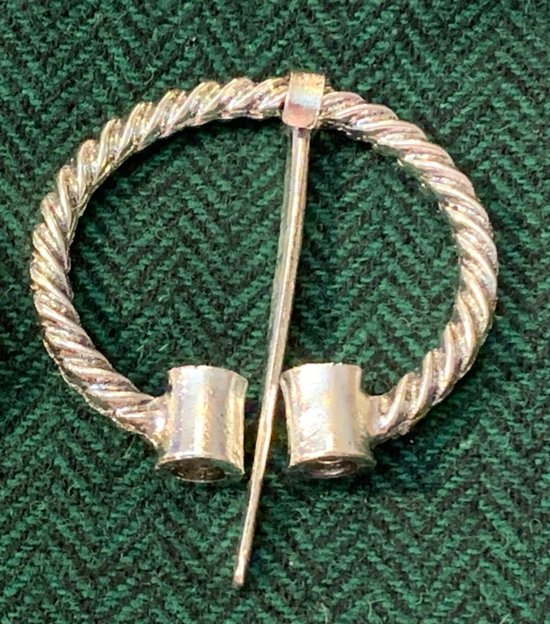 Penannular Style Cloak Pin Brooch Closure, Silver Color - Etsy