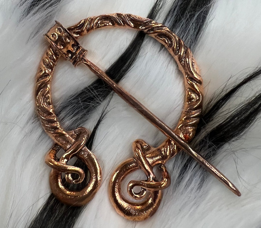 Penannular Style Cloak Pin Brooch Closure, Copper Color - Etsy