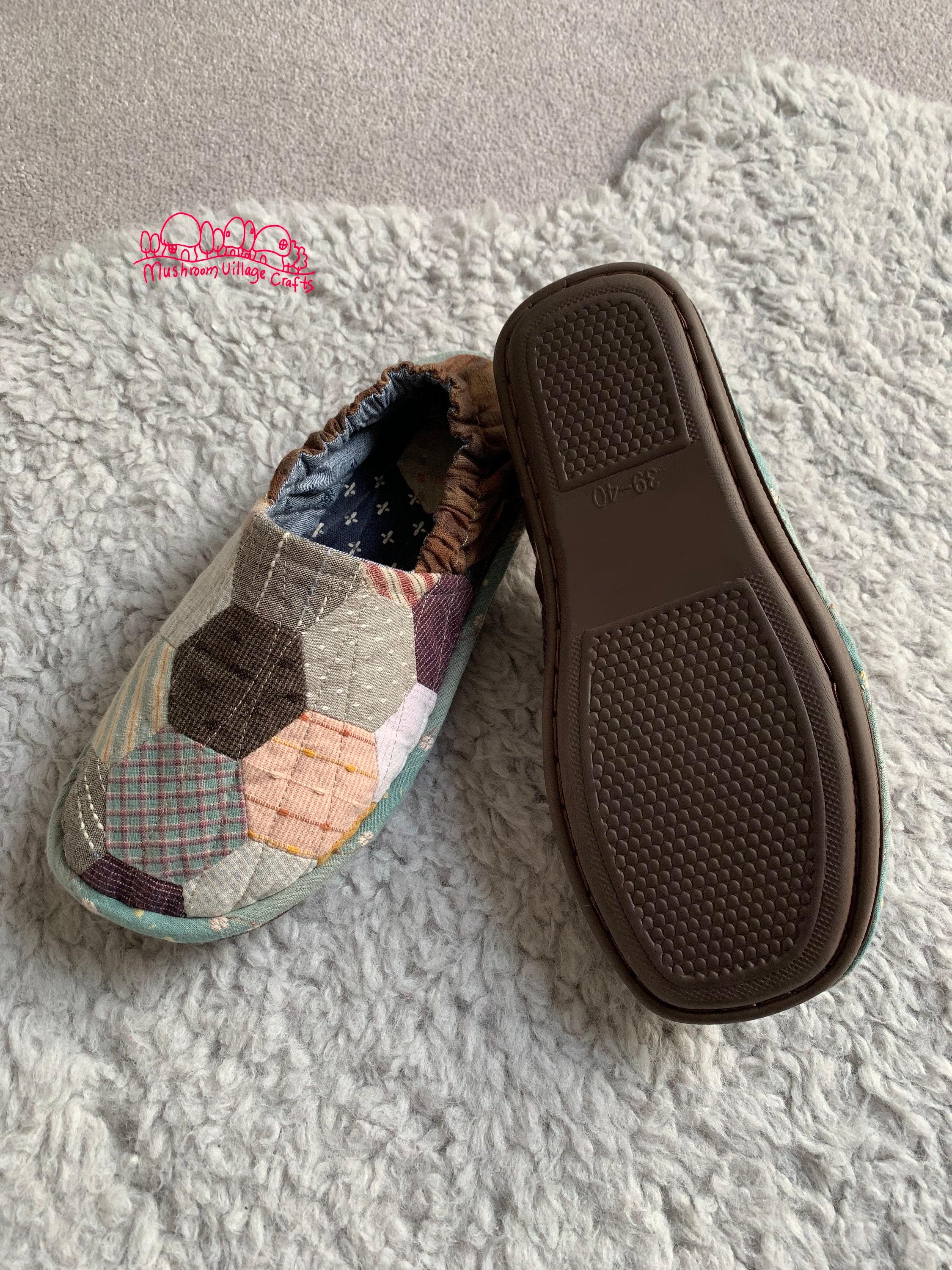 Adult Slippers Stretchy Back Pattern and soles kit set sole | Etsy