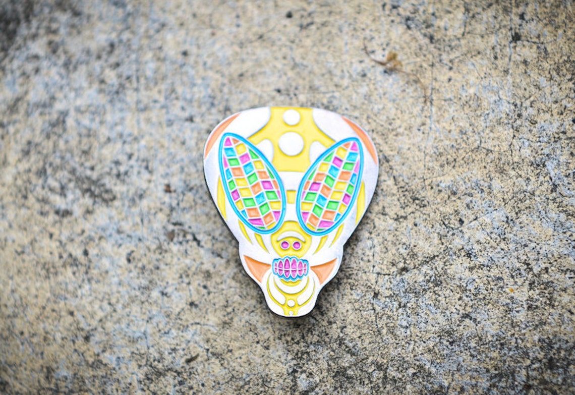 Hornet Alien Head Pretty Lights Basssnectar HAT PIN - Etsy