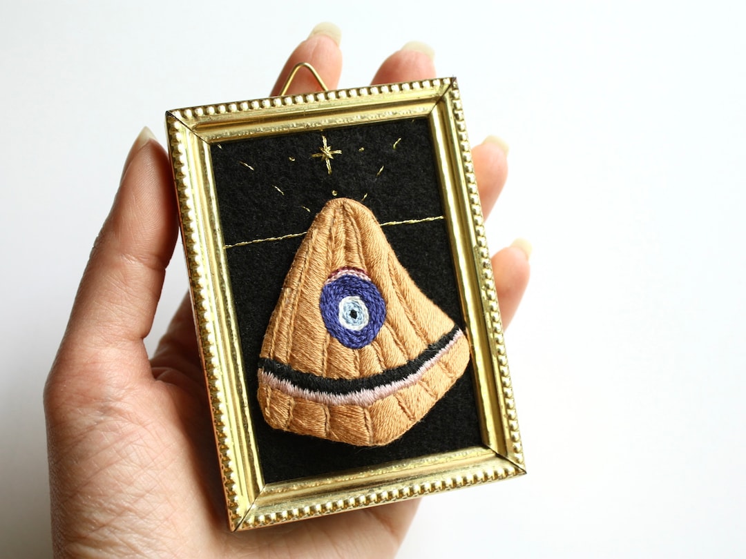 Evil Eye Polyphemus Moth Wing Original 3D Fiber Art // 3" X 2" Vintage ...