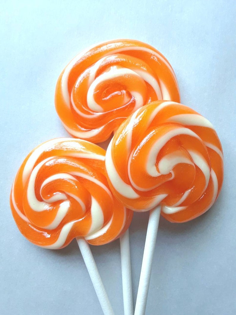 Small multi colored swirled lollipops - rainfeti