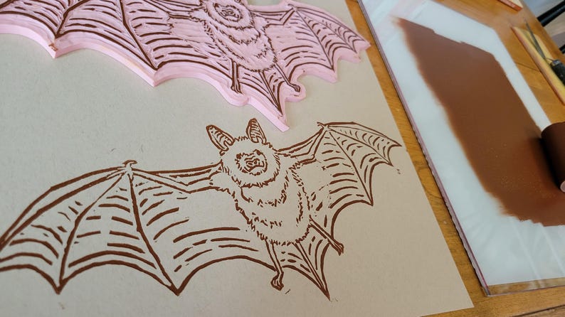 Handmade Paper Bat Garland: Cream & Gold Block Print, Spooky Decor - Etsy