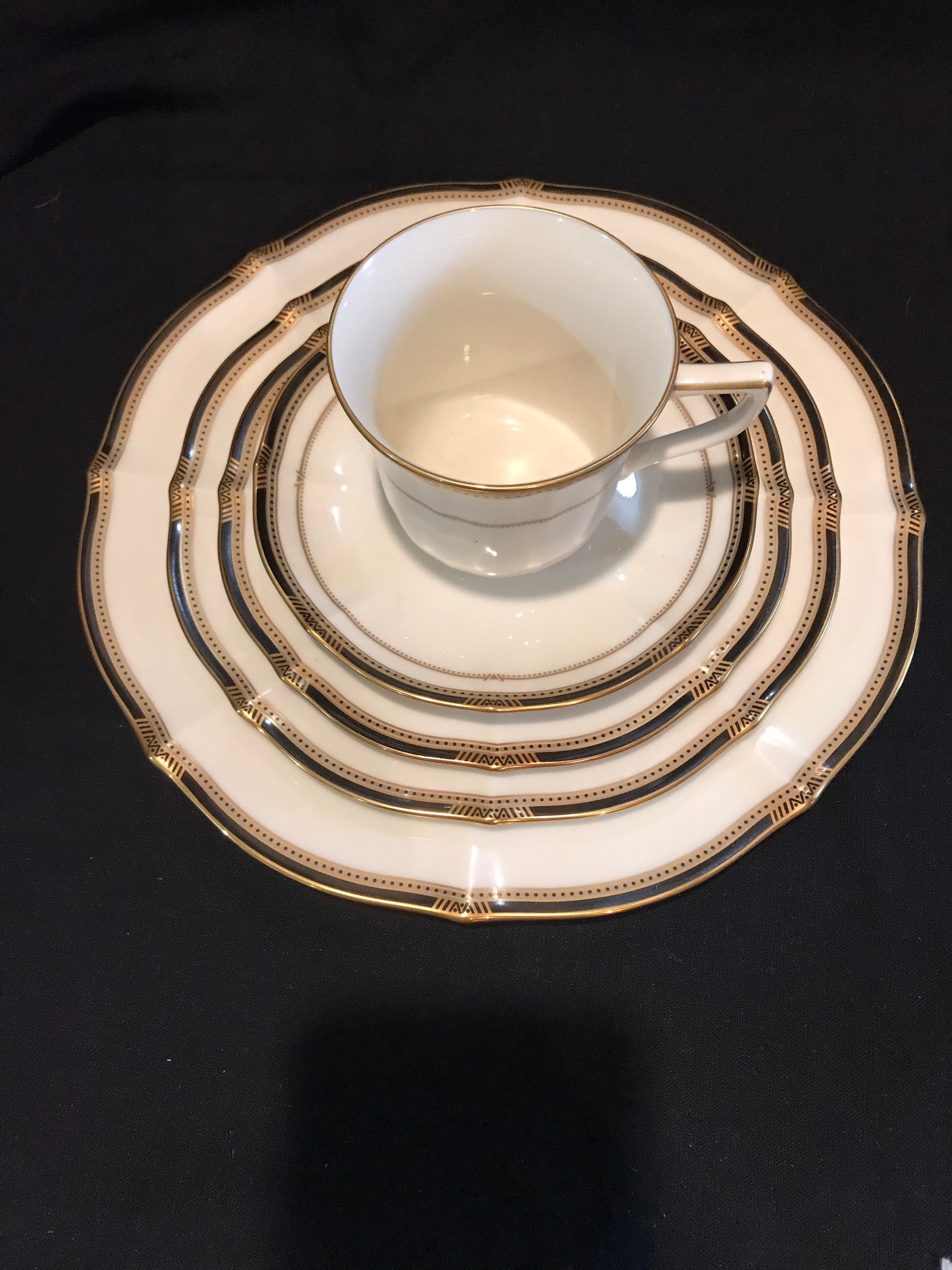Noritaki 5 Piece Dinnerware Setting Gilded Age 7354 Black and Gold - Etsy