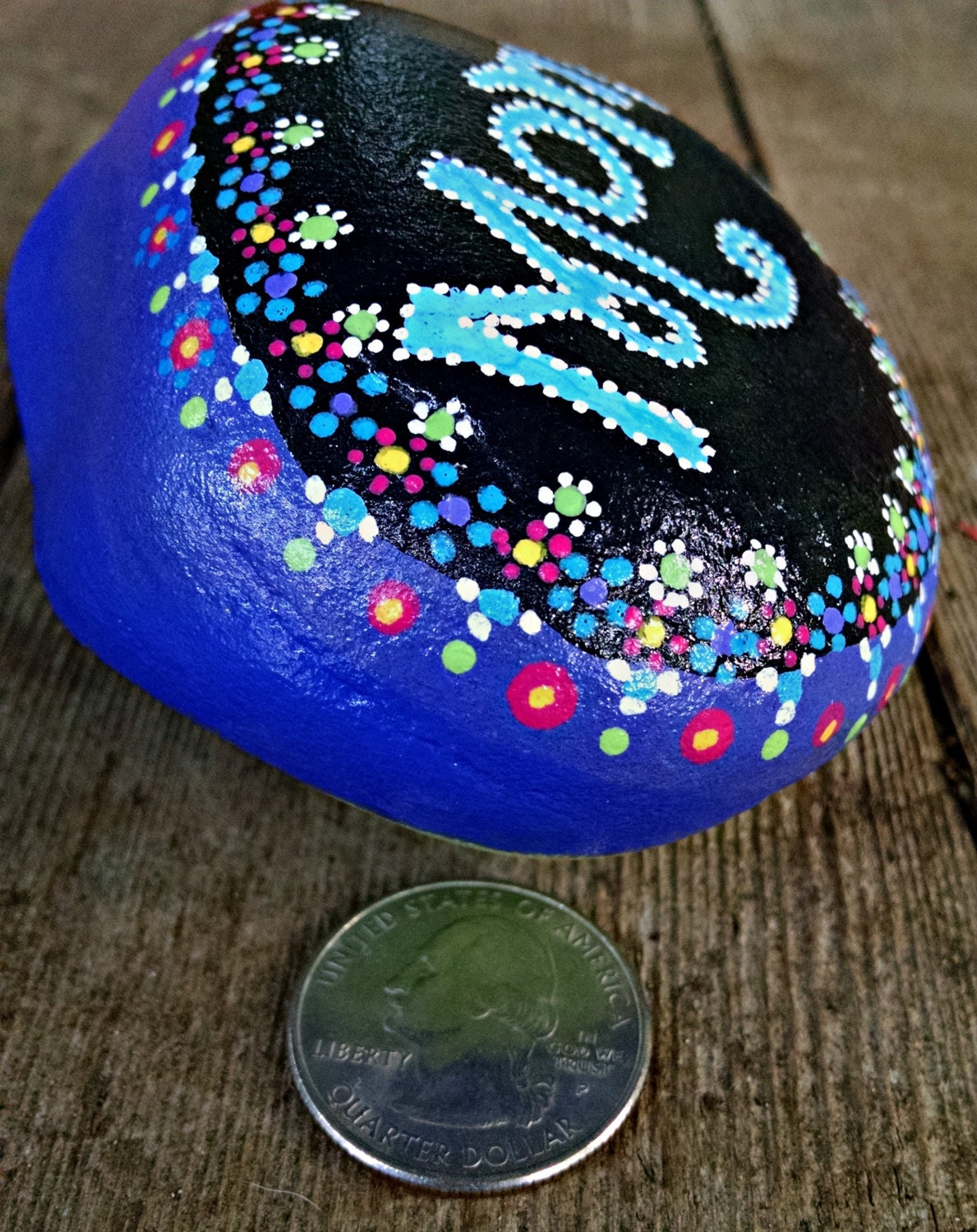 MOM Rocks Hand-painted Beach Rock / Paperweight / Garden Decoration ...