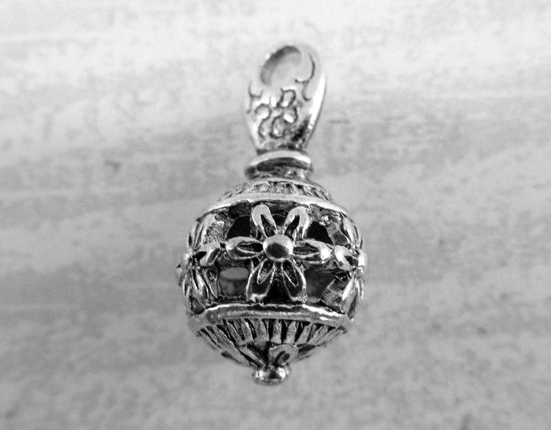 Princess Bride Themed Charm Bracelet With 14 or 16 Charms - Etsy