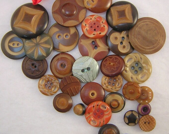 31 Carved Vegetable Ivory Buttons, Natural Tagua Nut Dimi, Small ...