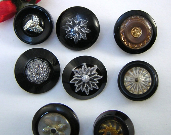 8 Fur Coat Buttons, Medium Size, Vintage 1950s, Lucite on Bakelite ...