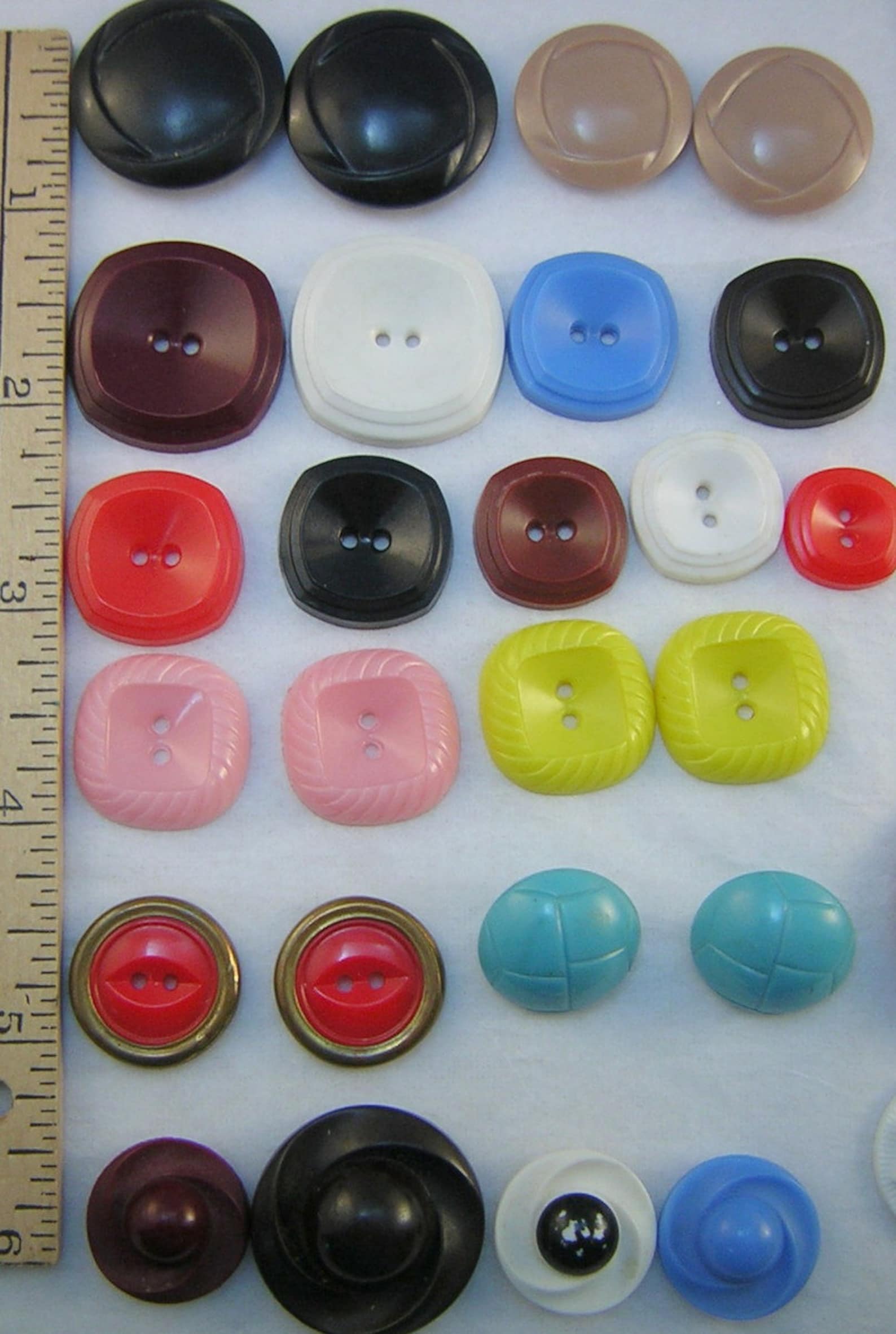 40 Colt Firearms Buttons, Coltrock, Amino Resin Vintage Collector ...