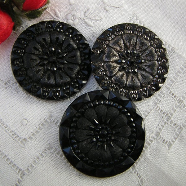 Large Antique Buttons - Etsy