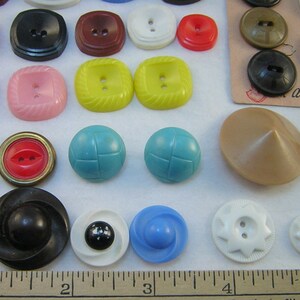 40 Colt Firearms Buttons, Coltrock, Amino Resin Vintage Collector ...