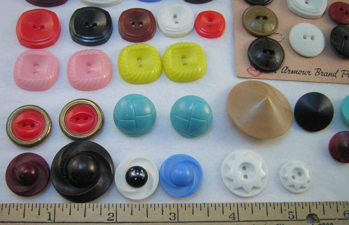 40 Colt Firearms Buttons, Coltrock, Amino Resin Vintage Collector ...