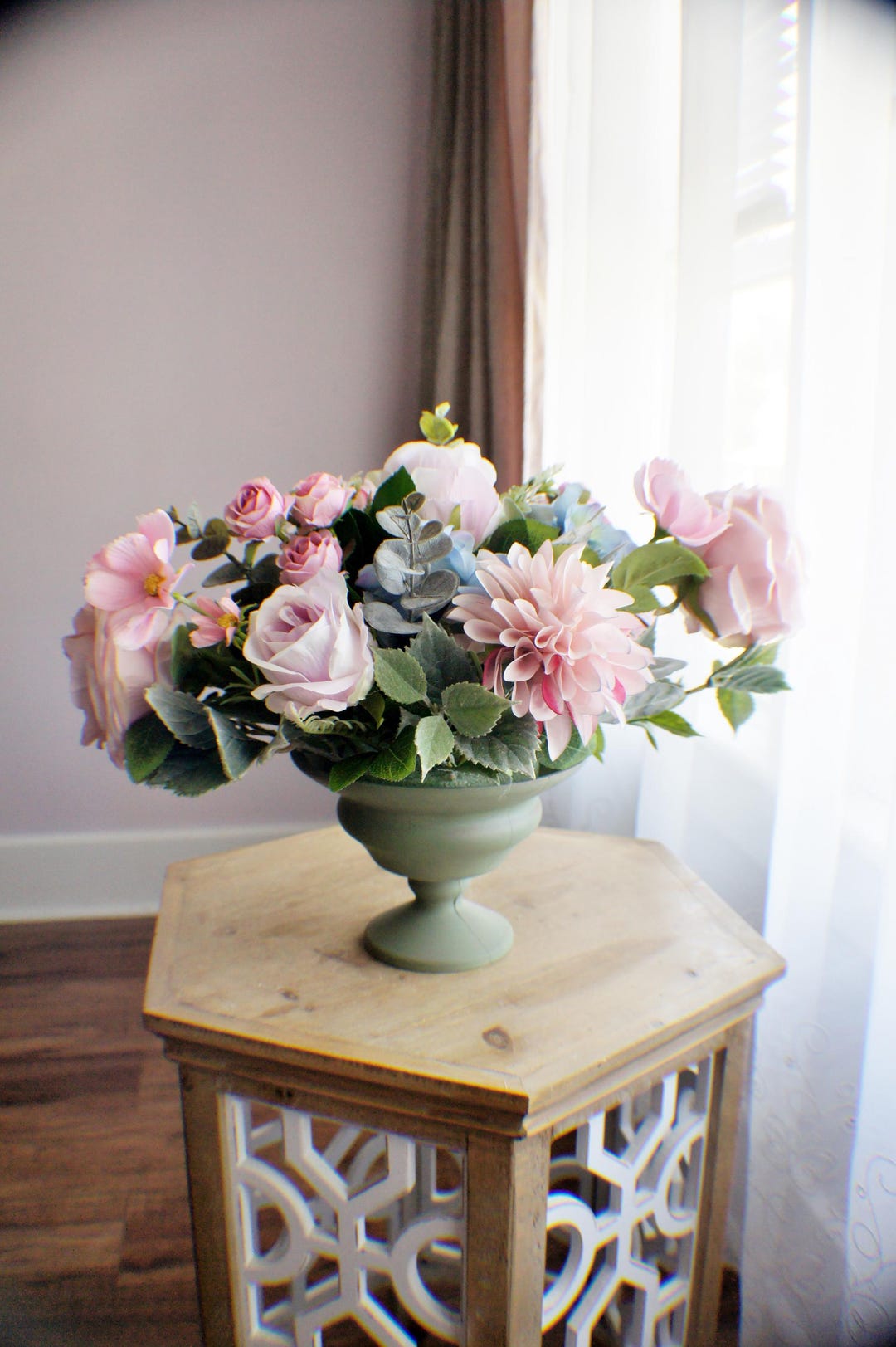 Farmhouse Ranunculus & Lavender Arrangement: White Ceramic Vase - Etsy