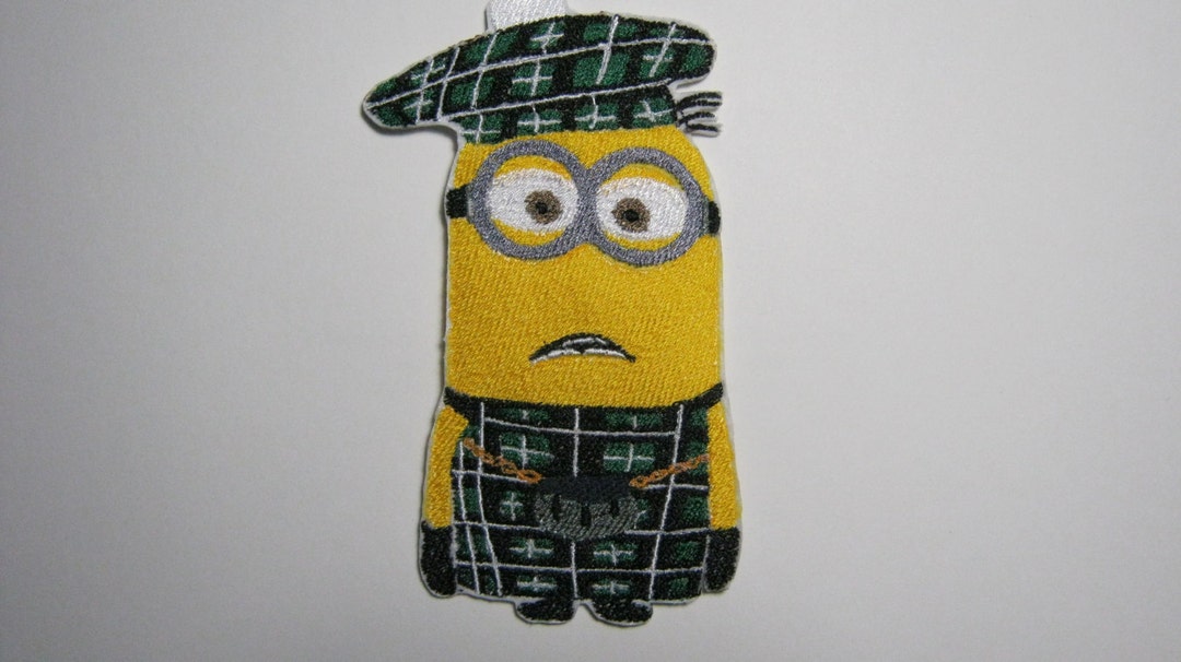 Scottish Two Eyed Minion in Kilt and Tam Embroidered Patch, Scotland ...