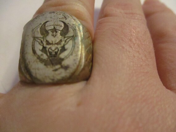 Antique Devil/Lucifer/Satan ring. 1910's to 1940's. U… - Gem