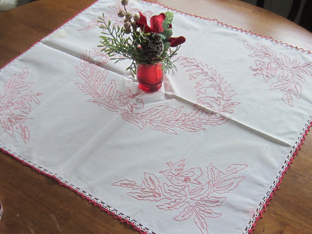 Beautiful Antique Redwork Hand-embroidered Wreath With Red Crocheted ...