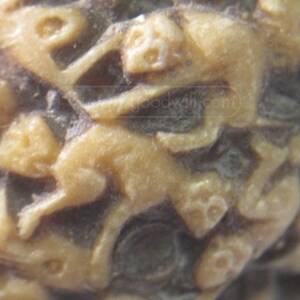 VERY RARE Walnut With Monkeys Exquisitely Detailed Carving One of A ...