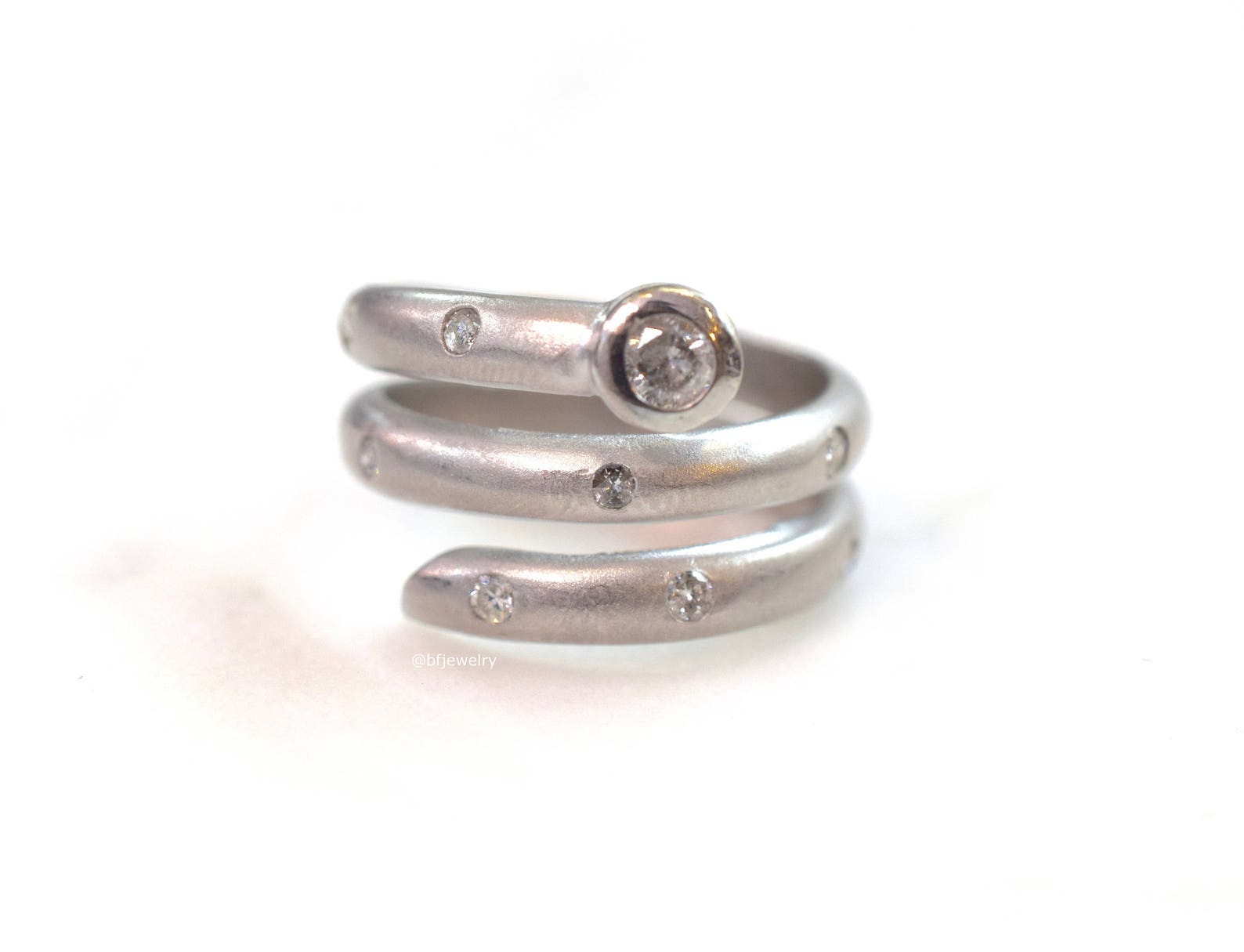 14kt White Gold Diamond Coil Ring - Etsy