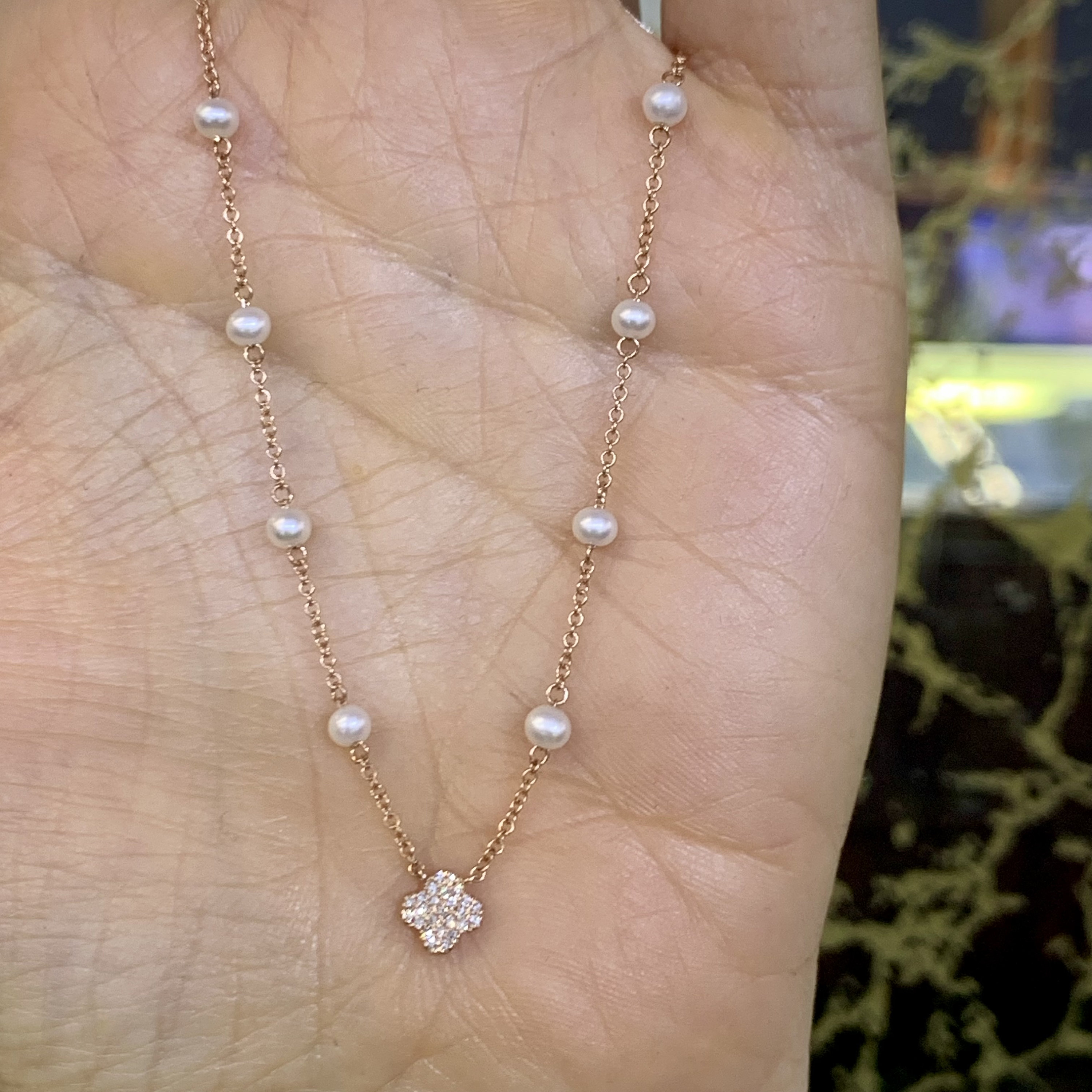 Gold pearl diamond necklace store