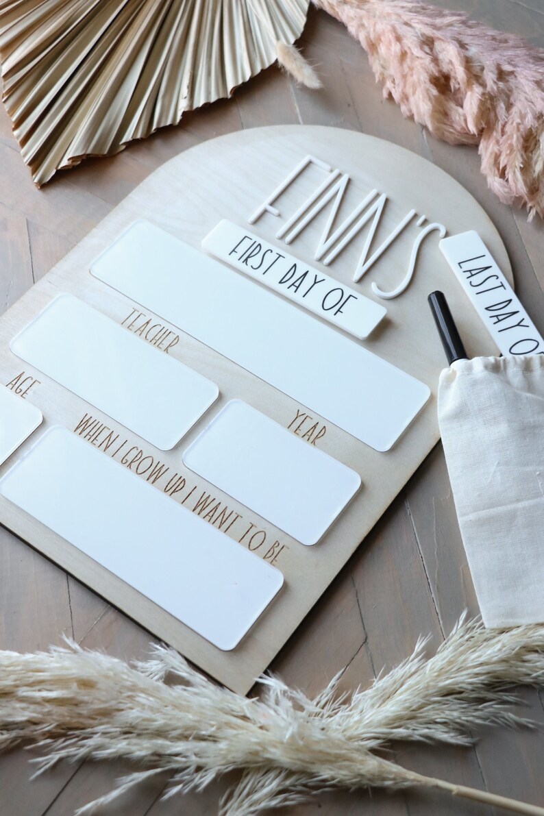 Back to School Sign First Day of School Sign Last Day of - Etsy Canada