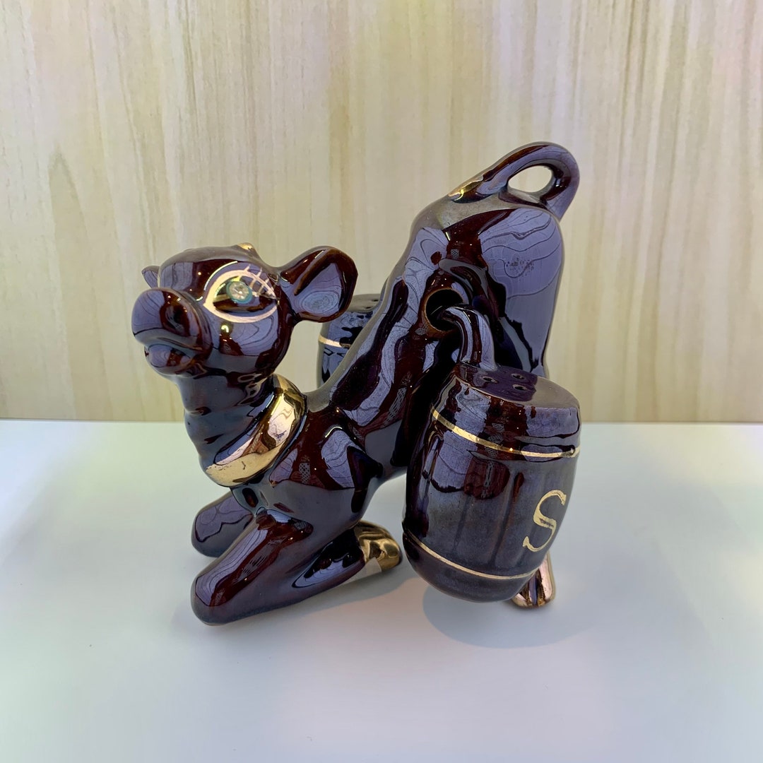 Vintage Cow Salt and Pepper Shaker, Cow With Rhinestone Eyes Carrying ...