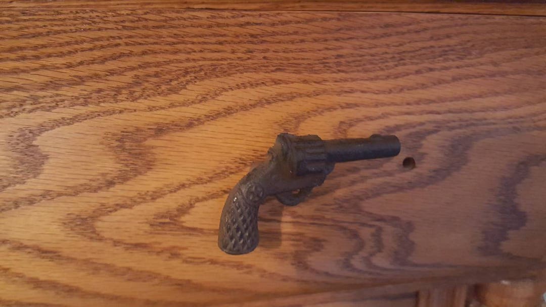 Gun Decor, Gun Drawer Pull, Cowboy Decor, Hunting Decor, Cabin, Man ...