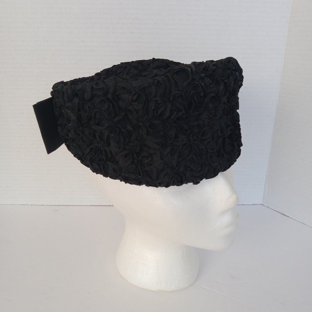 1960s Gene Doris New York Black Curled / Ruched Ribbons All Over Hat ...