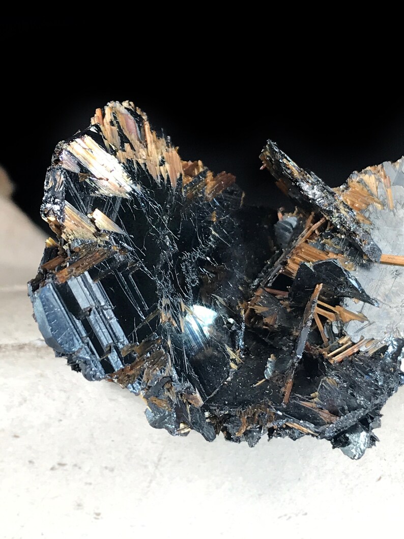 Rutile in Hematite Rutile Quartz Golden Rutile Rutilated | Etsy