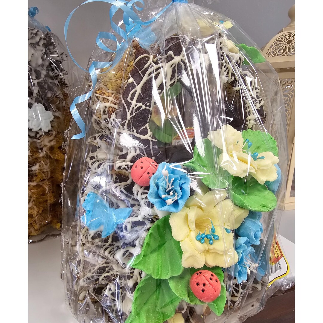 Lithuanian Cake Sakotis With Decorations, Tree Cake, Baumkuchen, Sękacz ...