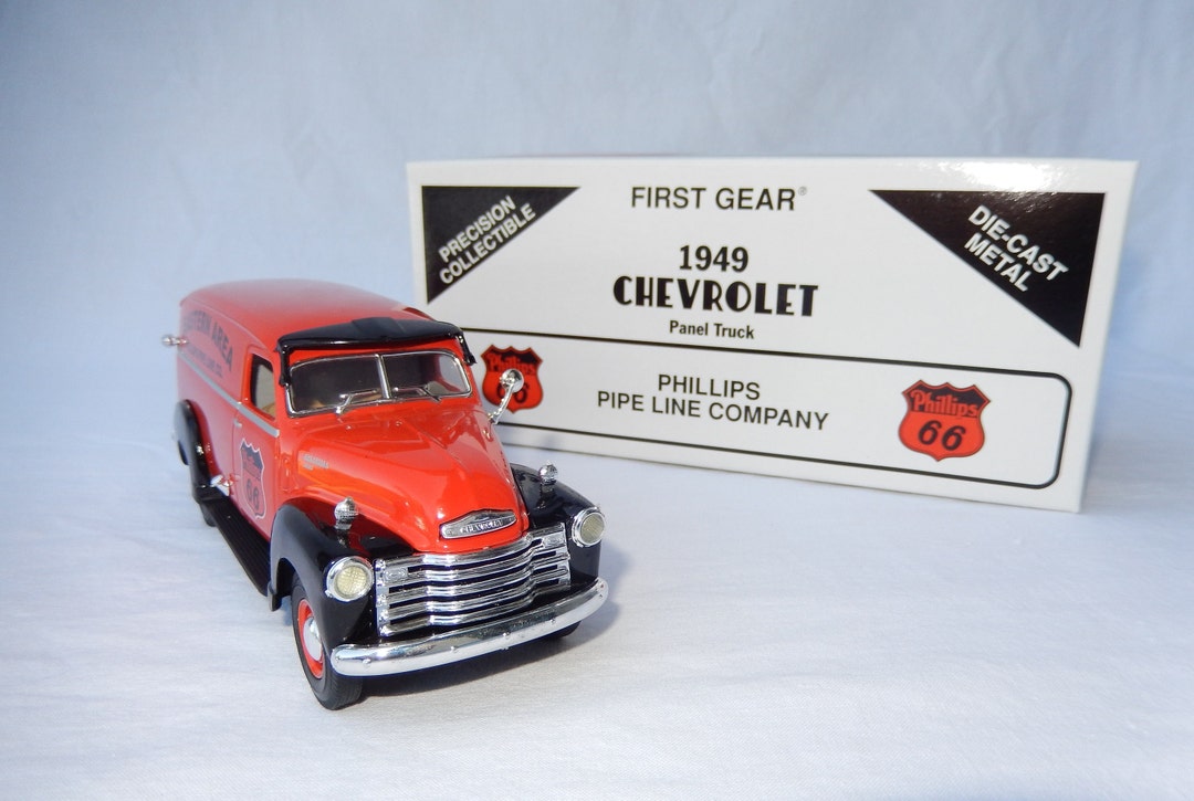 First Gear 1949 Chevrolet Panel Truck - Phillips Pipe Line Company ...