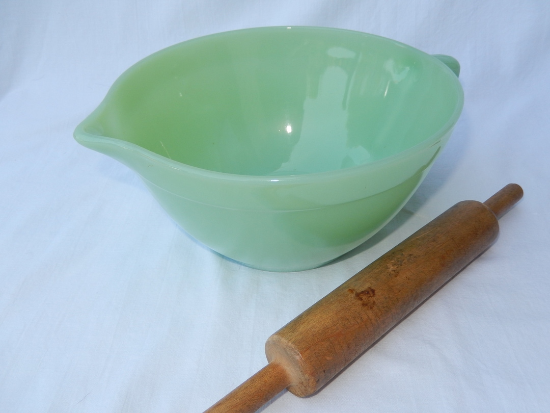 Fire King Jadeite Batter Bowl Jadeite Bowl With Pour Spout - Etsy