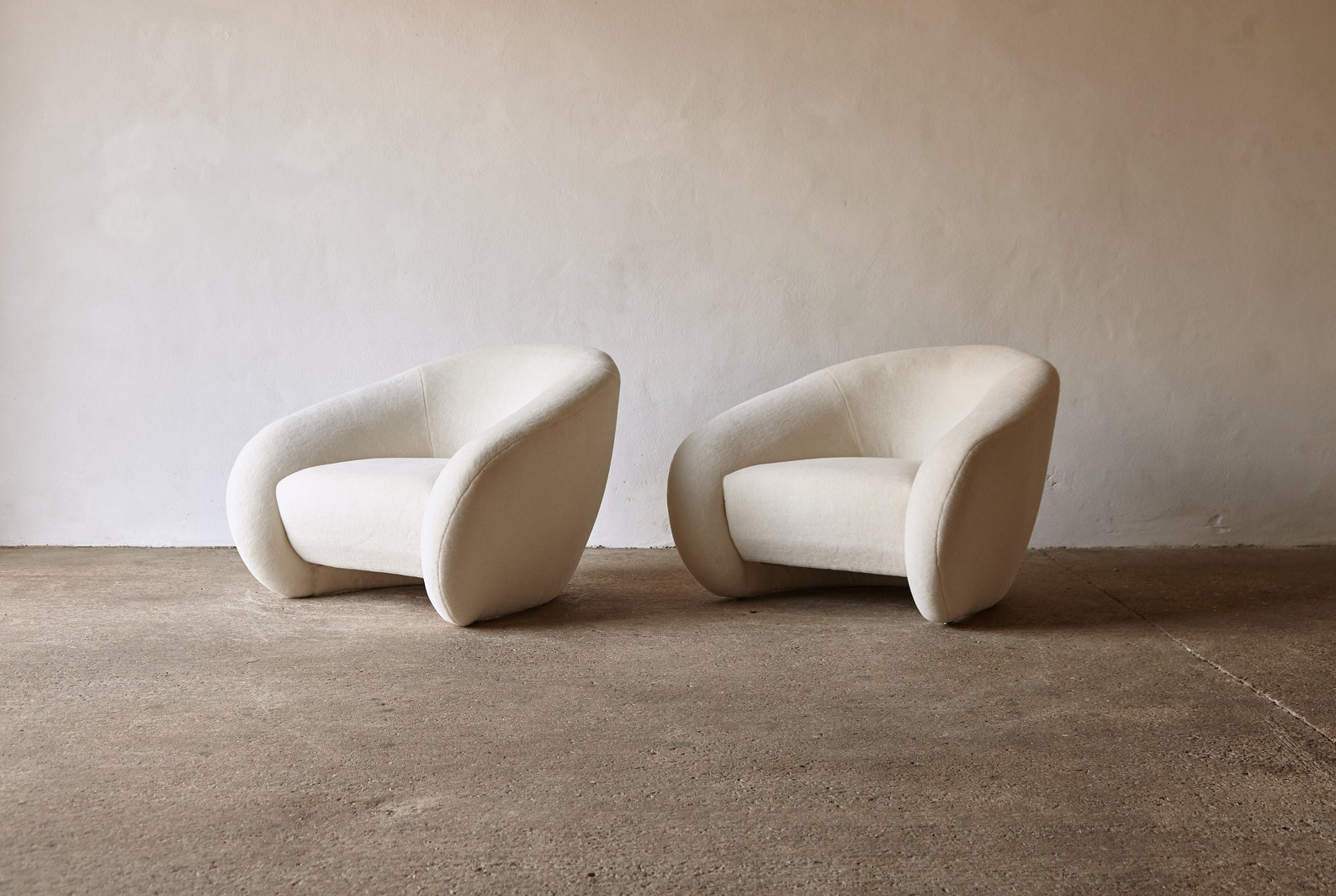 Superb Curved Lounge Chairs, Newly Upholstered in Alpaca, Italy - Etsy