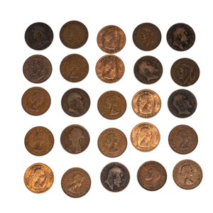 One 25-pack of Assorted Bulk Old English Large Pennies for Craft ...