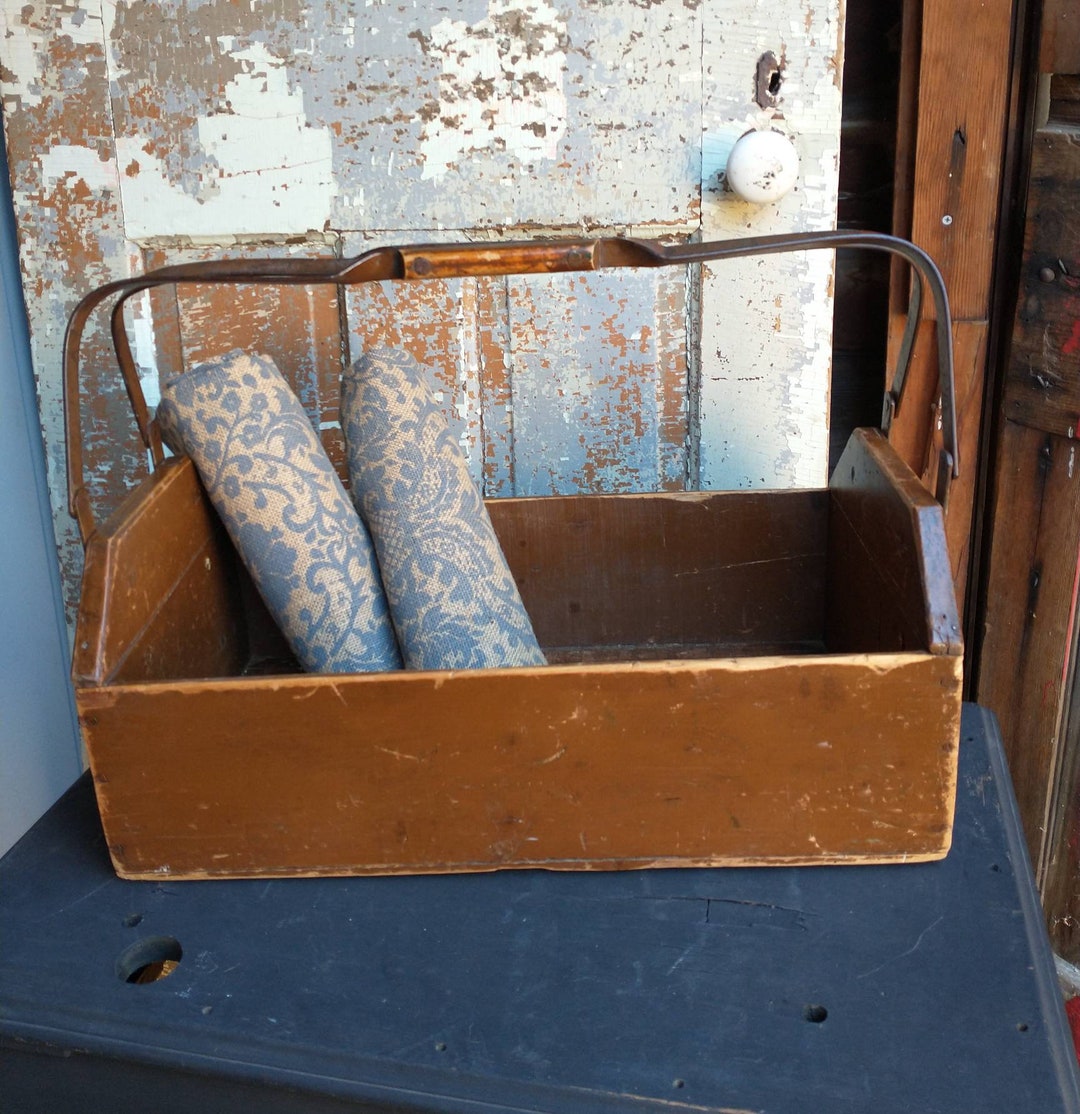Vintage Antique Wood Tool Box Rustic Carpenter's Work Tote Primitive ...