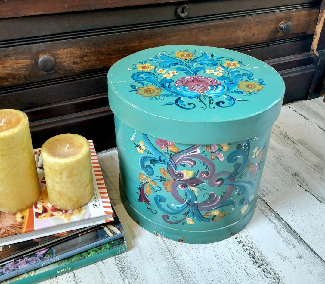 Vintage Round Cheese Box Storage Box Tole Painted Folkart Charming ...