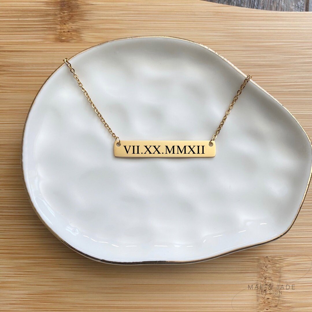 Roman Numeral Gold Bar Necklace - Etsy