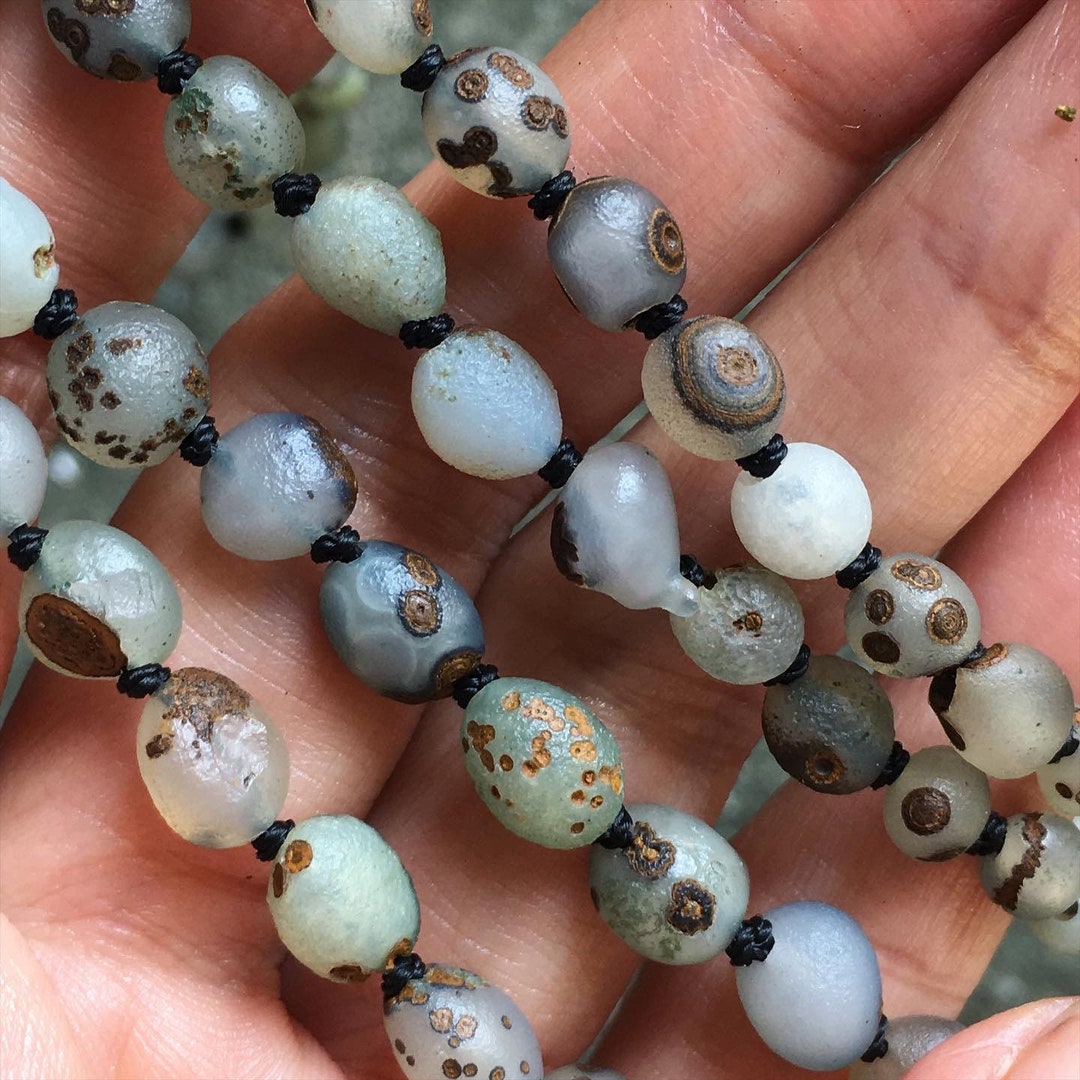 Rare _ Old Type _ Clear Green Gobi Agate With Golden Eyes _ Gobi Agate ...