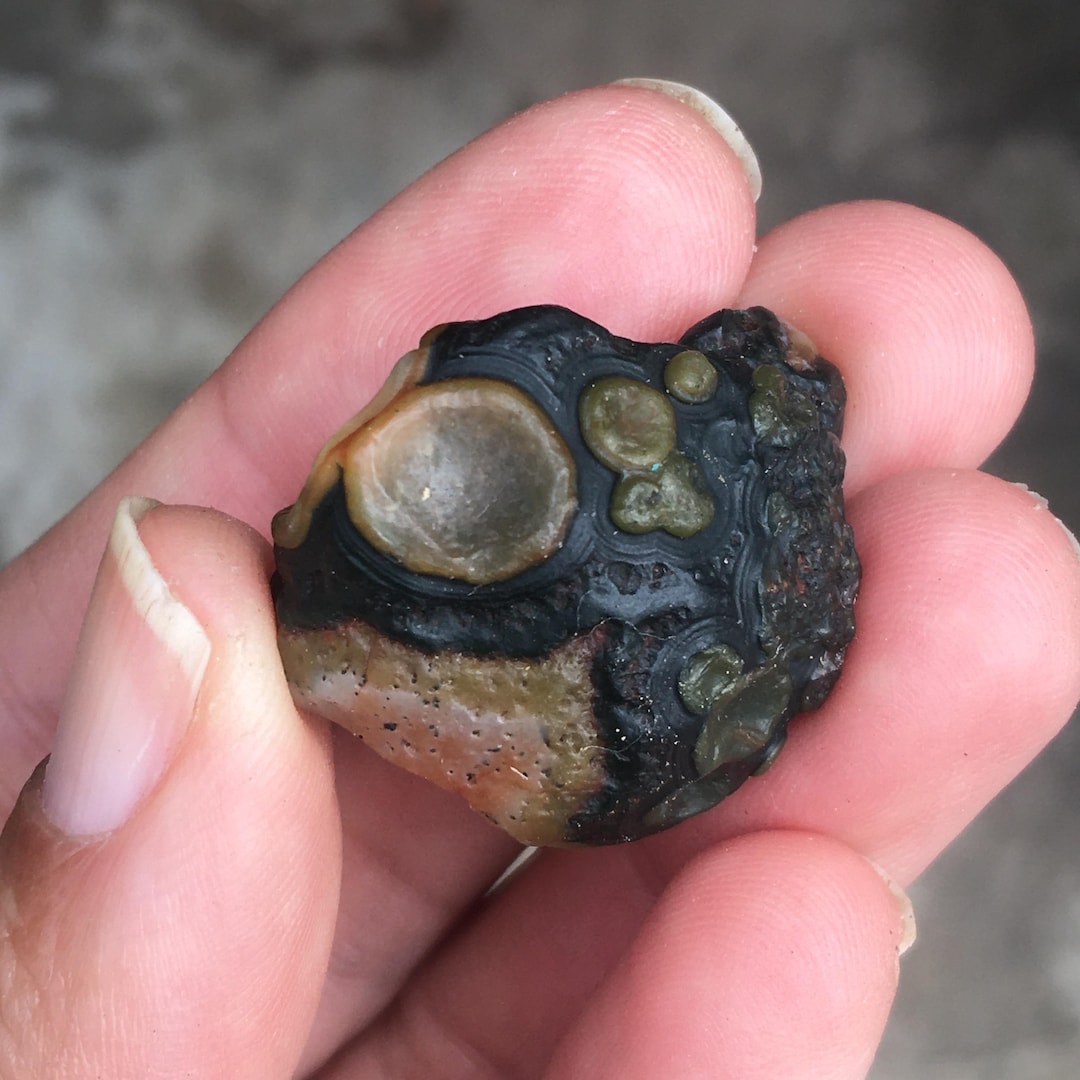 Sand Top 3D Green Orange Eye _ Gobi Eye Agate _ Gobi Desert Rough Stone ...