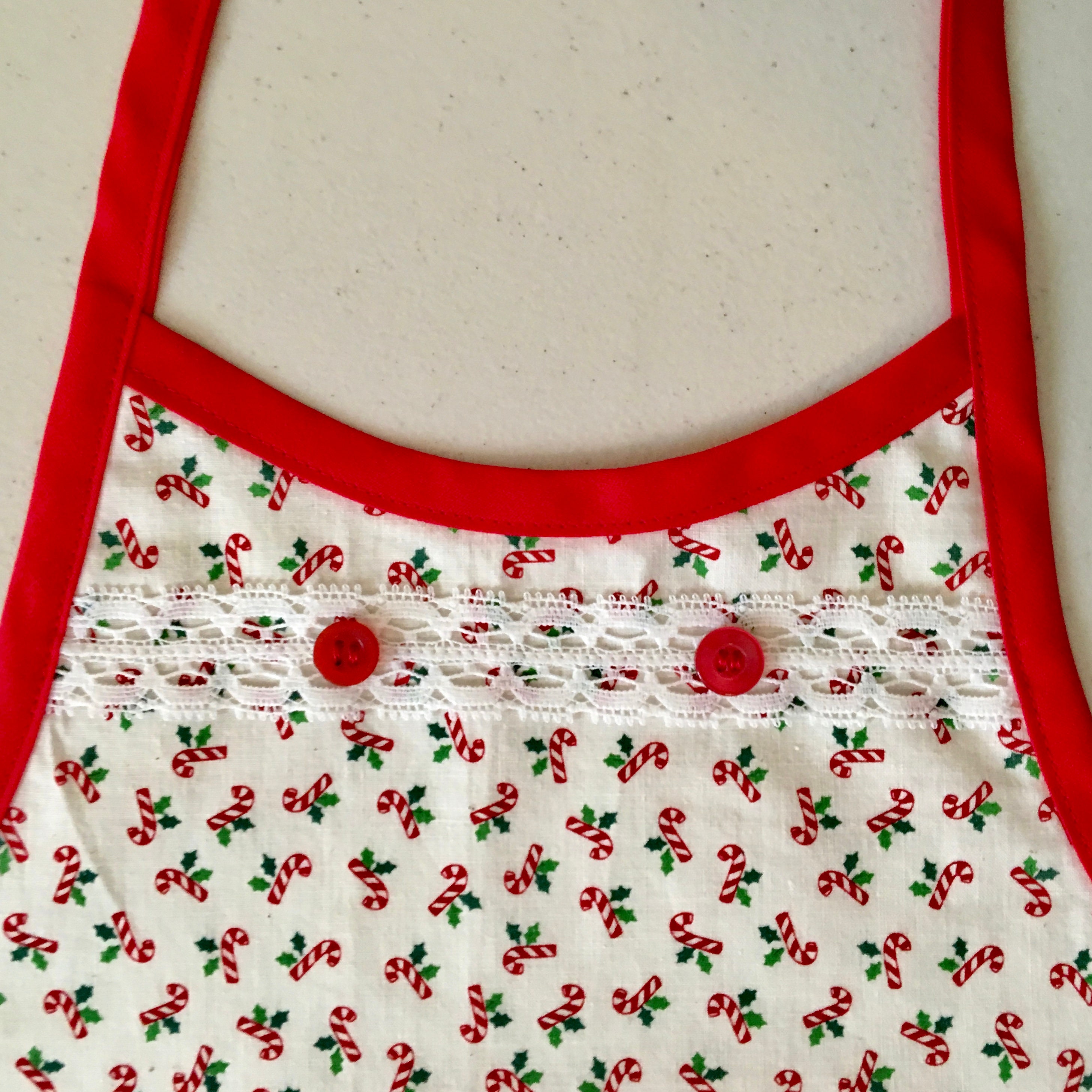 Candy Cane Girl's Christmas Apron / Girl's Apron Size 3-4