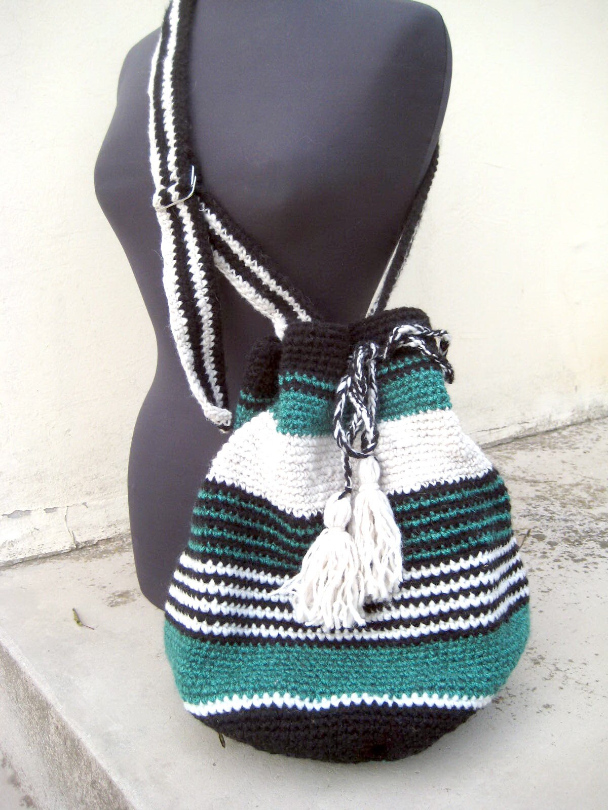 Crochet Striped Bag Pattern, Boho Bag Crochet Tutorial, Green Shoulder ...