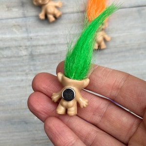 4 Miniature Vintage Troll Doll Magnets, 90s Nostalgia Gift, Retro Toy ...