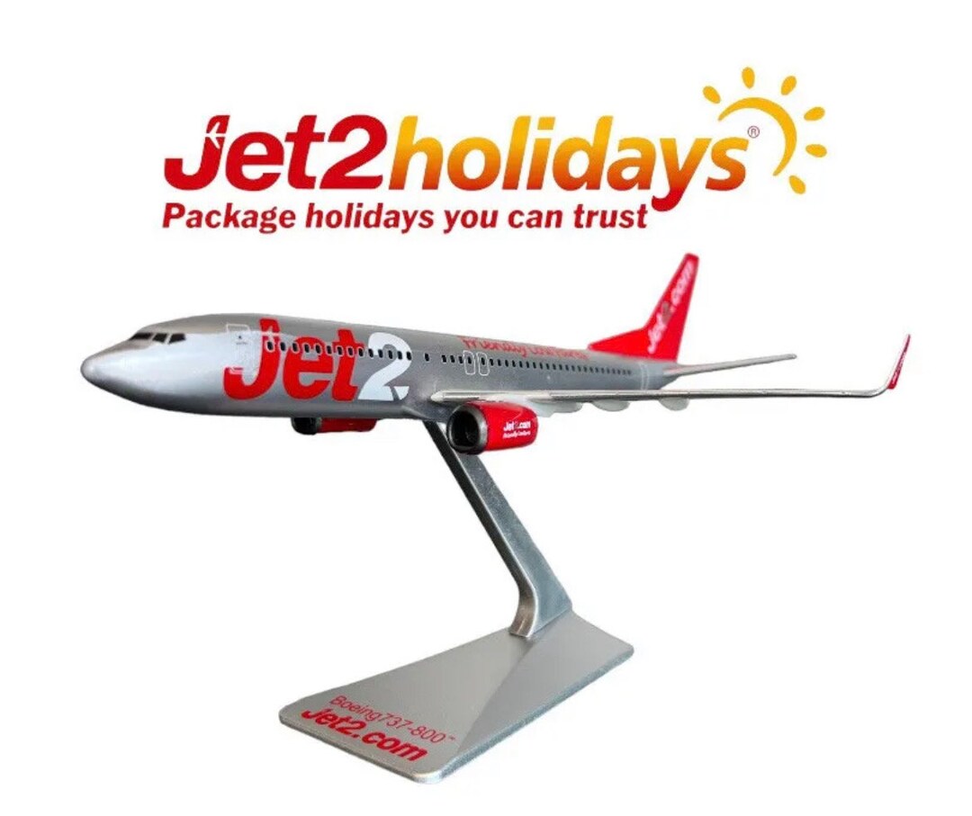 JET2 737-800 SILVER Click Together Model Aircraft. 1/200 Scale No Glue ...