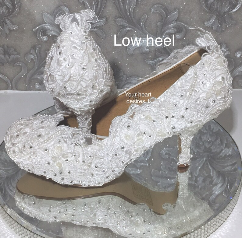 White Lace Shoes Wedding Pumps Pearl Crystals Wedding Shoes - Etsy