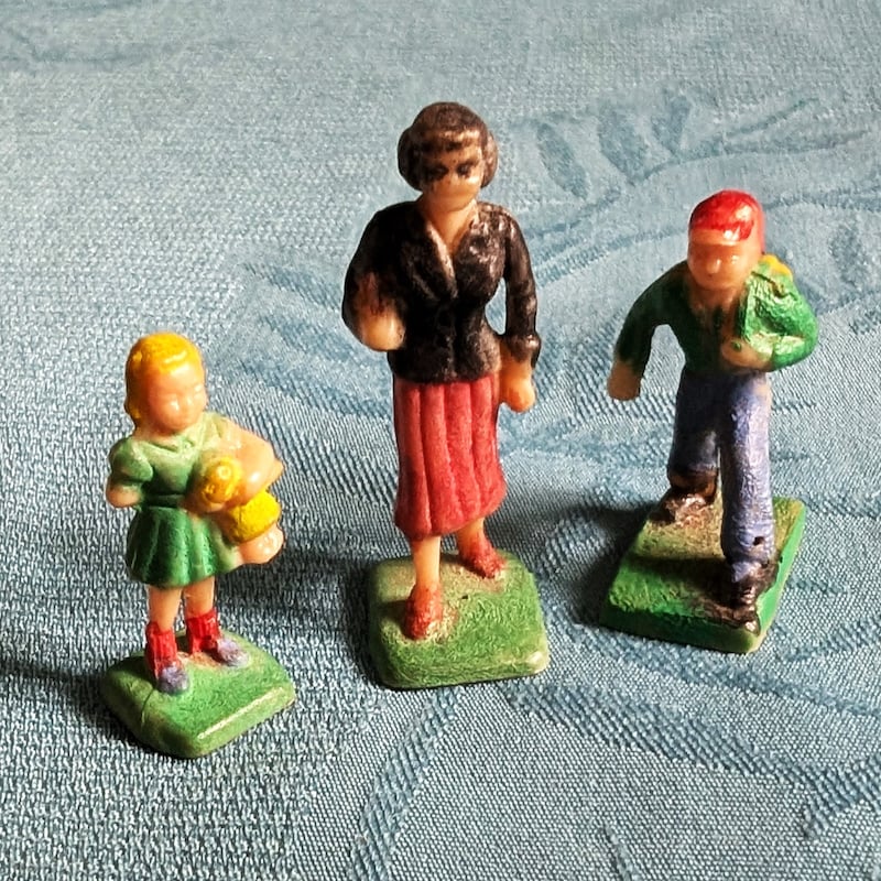 Small Plastic Toy People Figures - Etsy