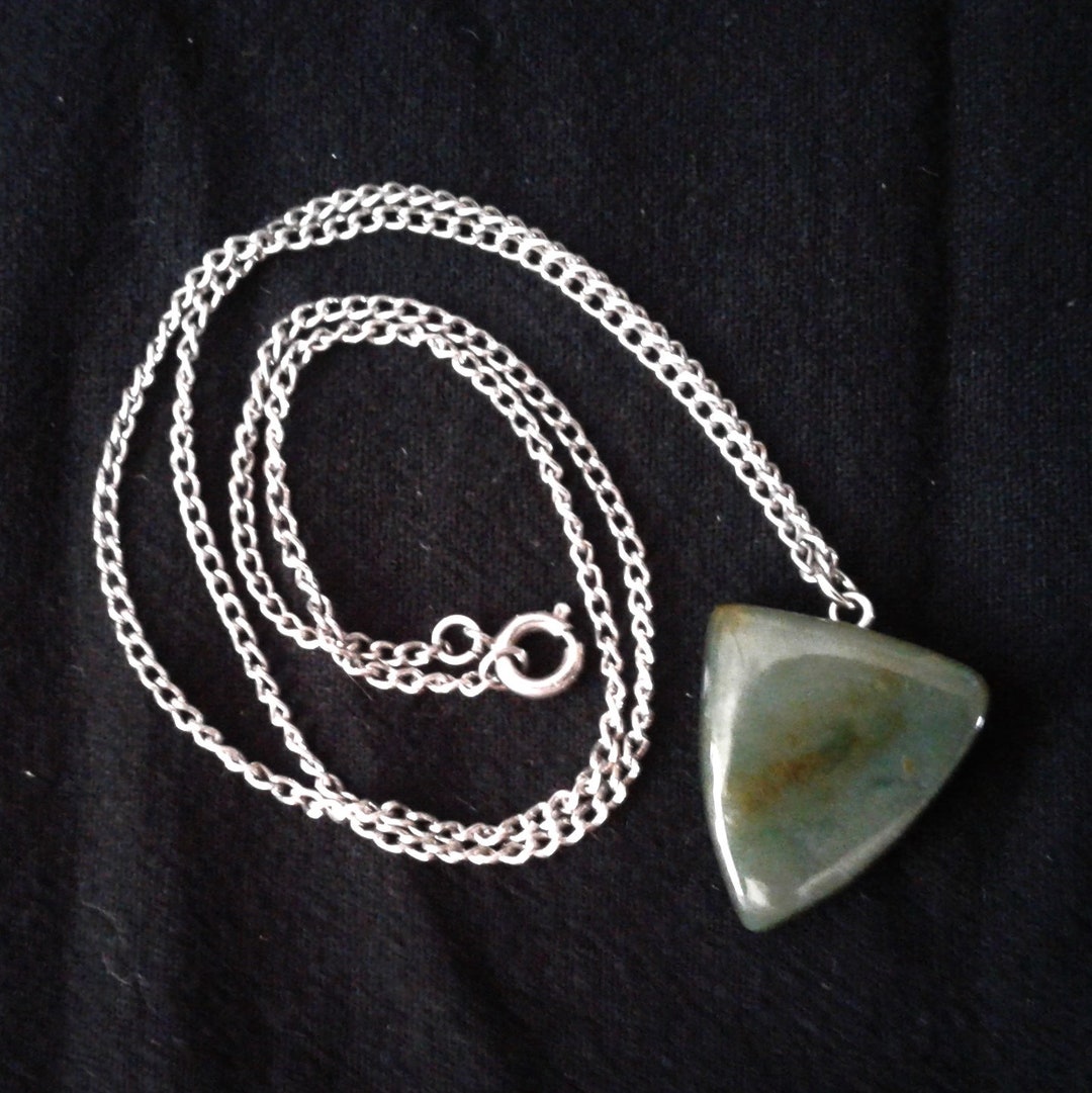 Short, Silver Chain, Alabaster or Jade Necklace. 1960's. - Etsy