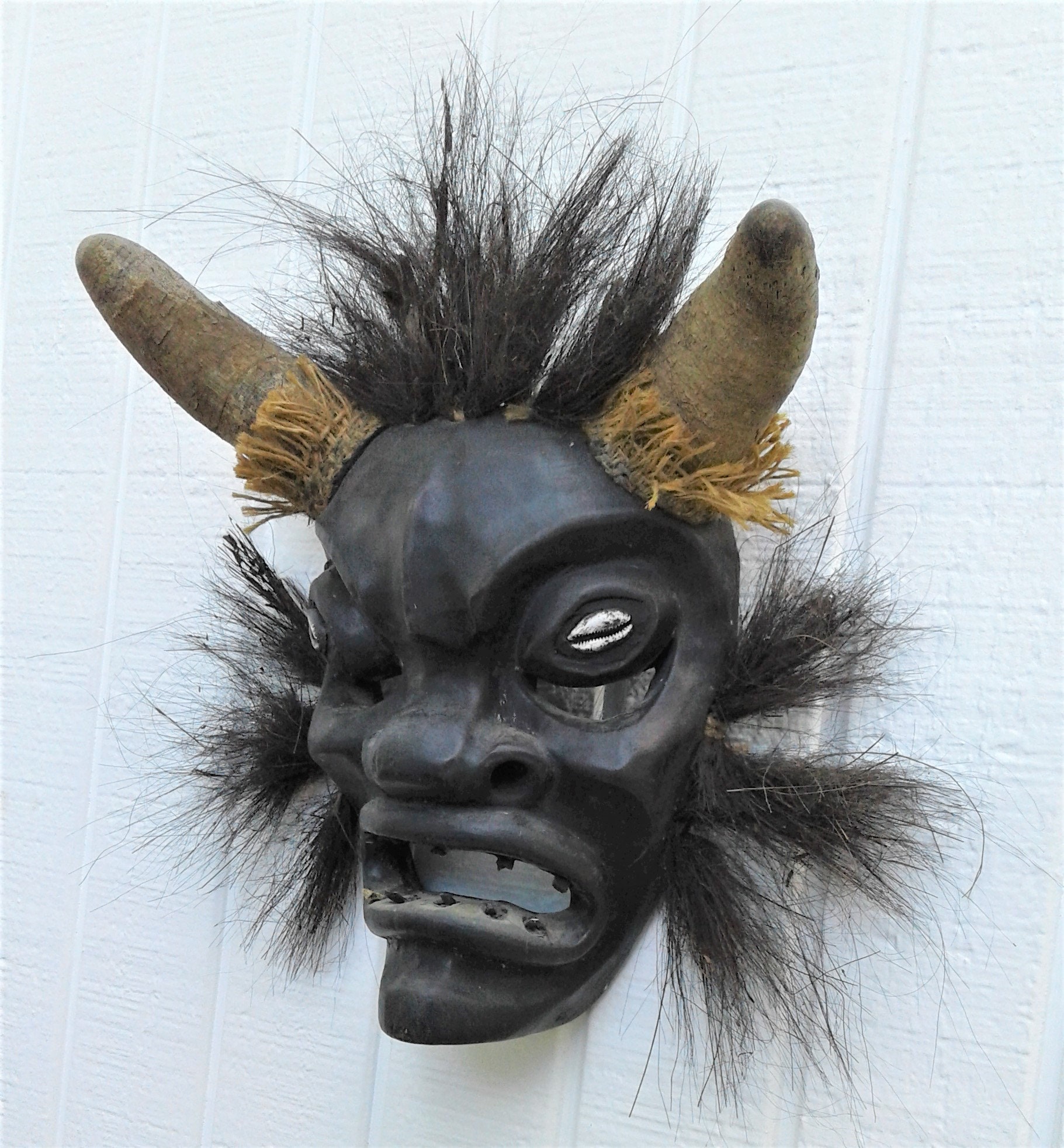 hair Borneo Evil Spirit Mask horns Carved wood Museum quality Cowrie ...