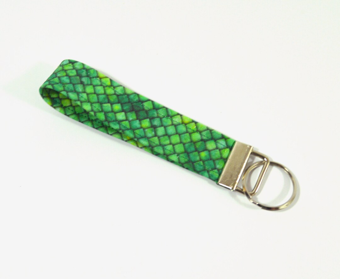 Dragon Scale Fabric Strap Keychain - Green Dragon Scales - RPG Gamer ...