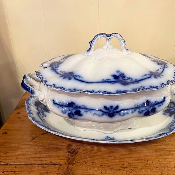 Antique Tureen - Etsy