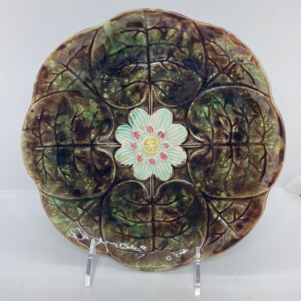 Water Lily Plate - Etsy