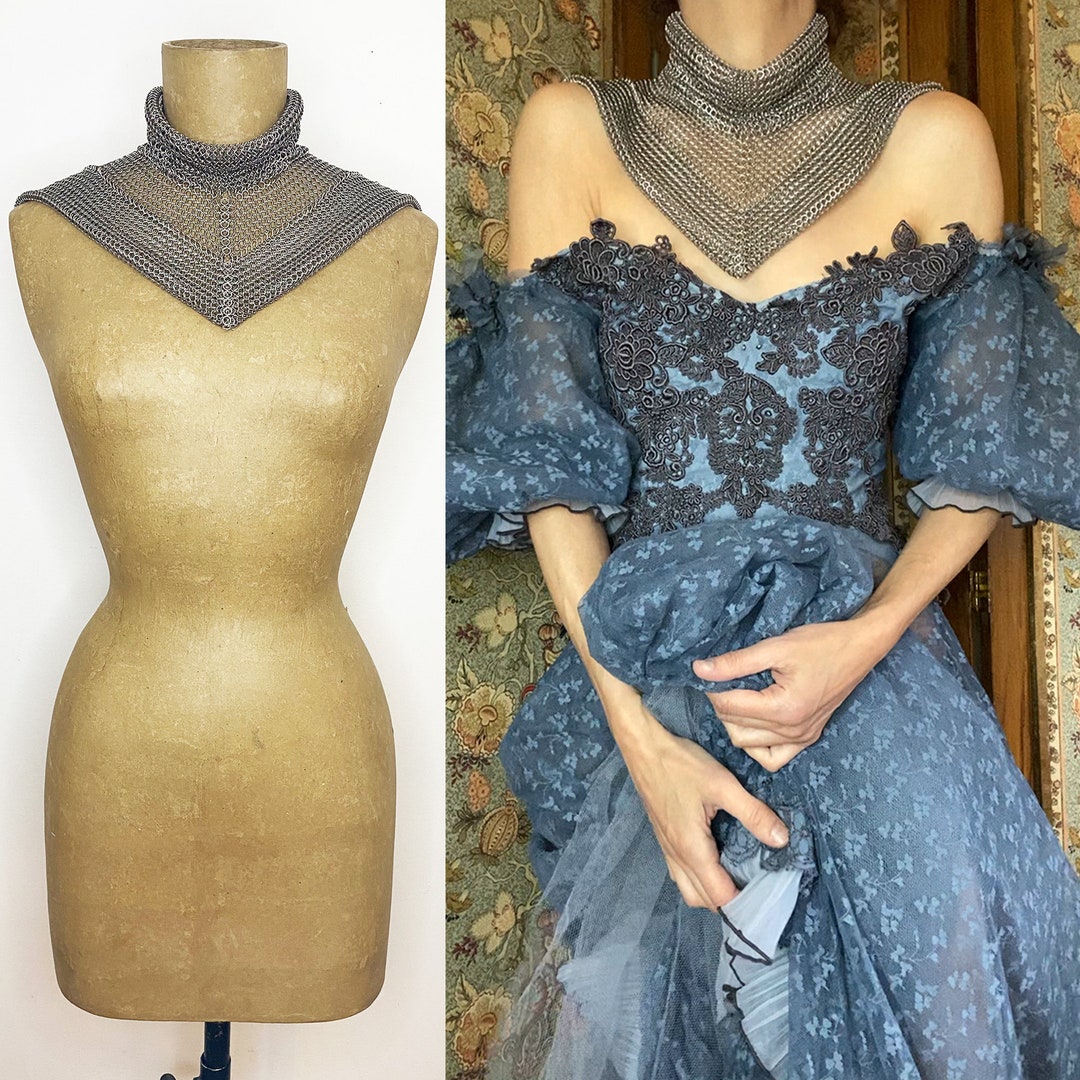 Falconiere Ruff Collar Chainmail Cowl Neck Dicky Silver Tone Gorget ...